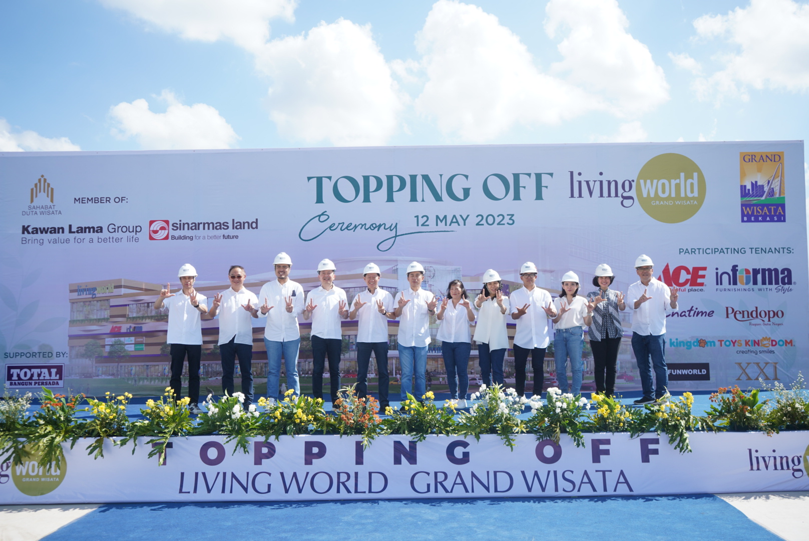 Target Operasional Awal Tahun 2024, Living World Grand Wisata Gelar ... Target Operasional Awal Tahun 2024, Living World Grand Wisata Gelar ...