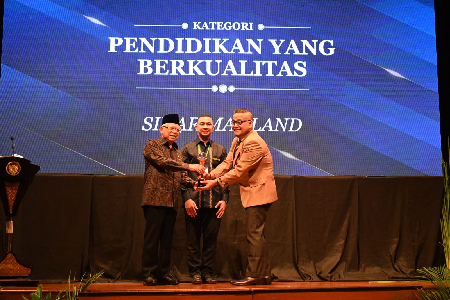 CSR Sinar Mas Land Raih Penghargaan Padmamitra Awards 2022 | Sinar Mas Land CSR Sinar Mas Land Raih Penghargaan Padmamitra Awards 2022 | Sinar Mas Land